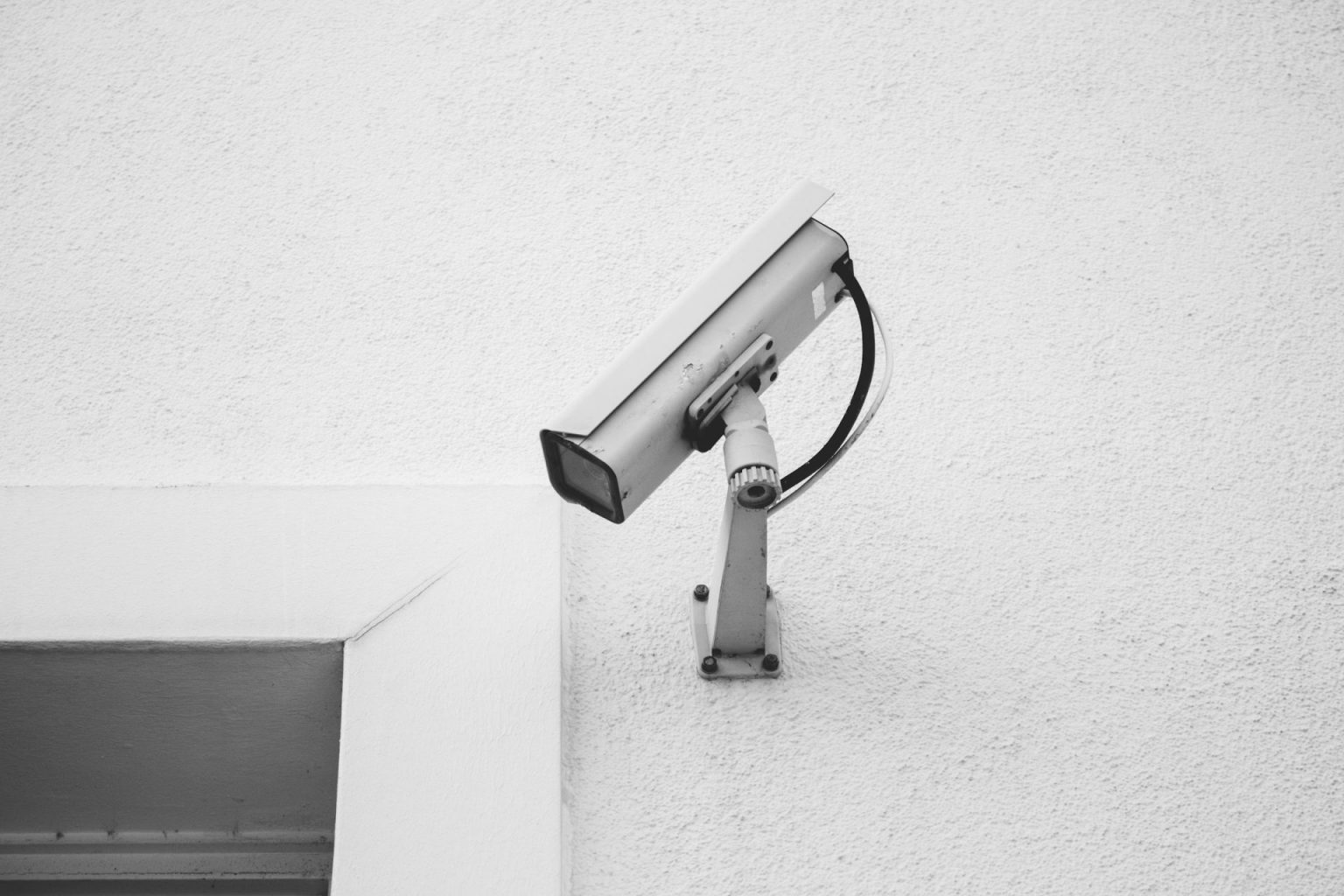 What is a Bullet CCTV Camera? A Security Solution Guide - Promallshop ...